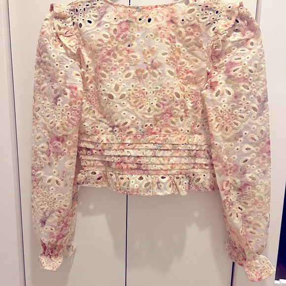 Line & Dot | Tops | Line And Dot Top Chic Top Perfect For A Spring Day ...